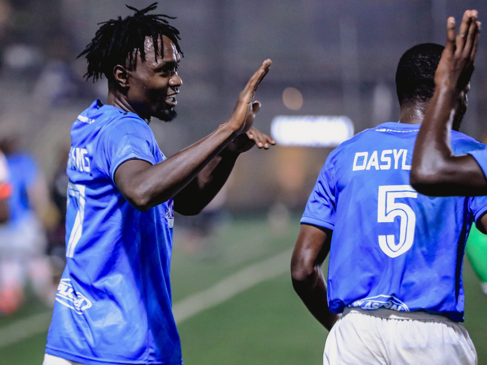 Vipers blaze past Express with ruthless 3-0 display - Vipers SC ...